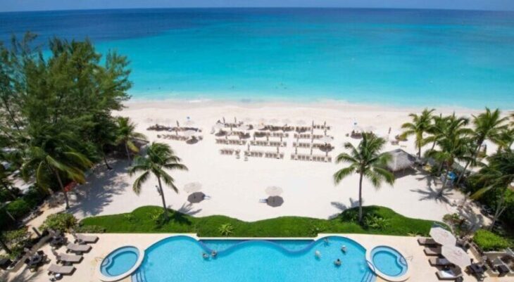 The Beachcomber - Barefoot Luxury on Seven Mile Beach